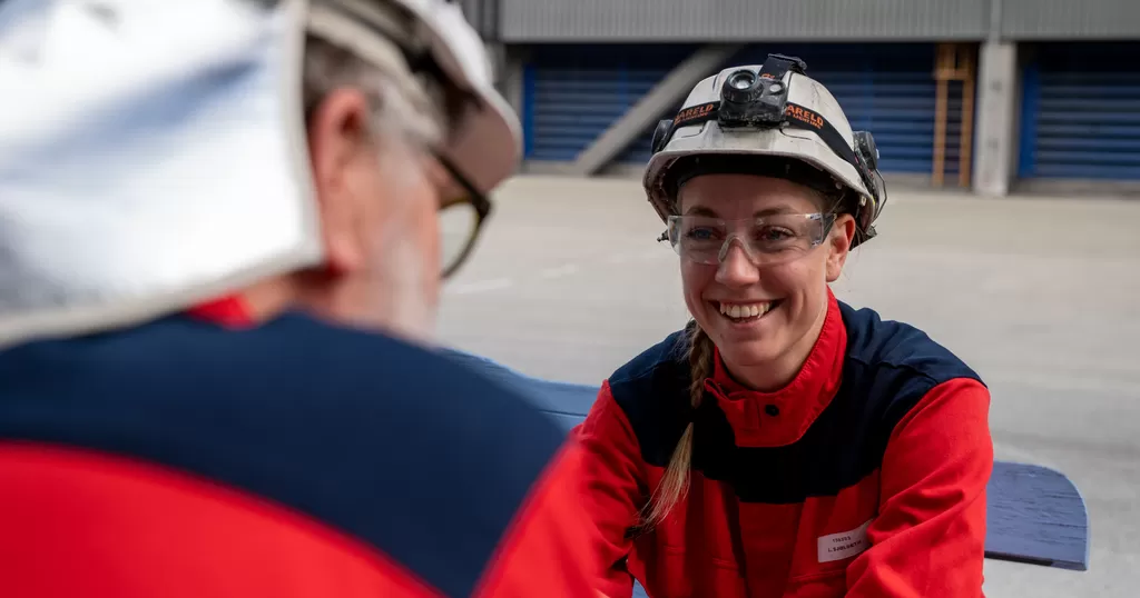 Industriarbeider Lina er glad for resultatet etter historiens første ...