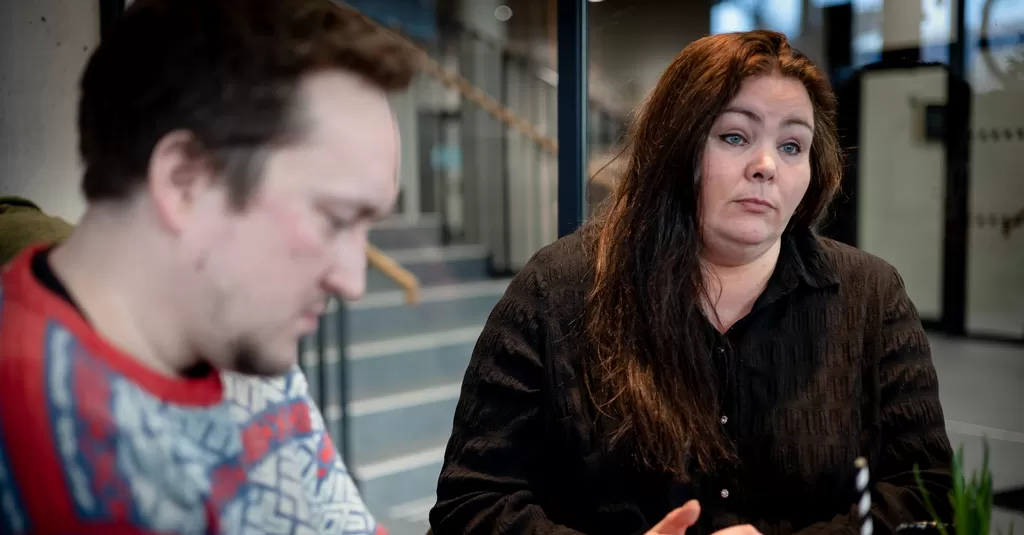 Sjefen sendte Joakim og Frid grove e-poster i fylla: – Helt sykt det ...