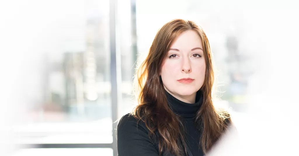 Da Isabelle skulle få lønna si, fikk hun beskjed om at hun skyldte ...