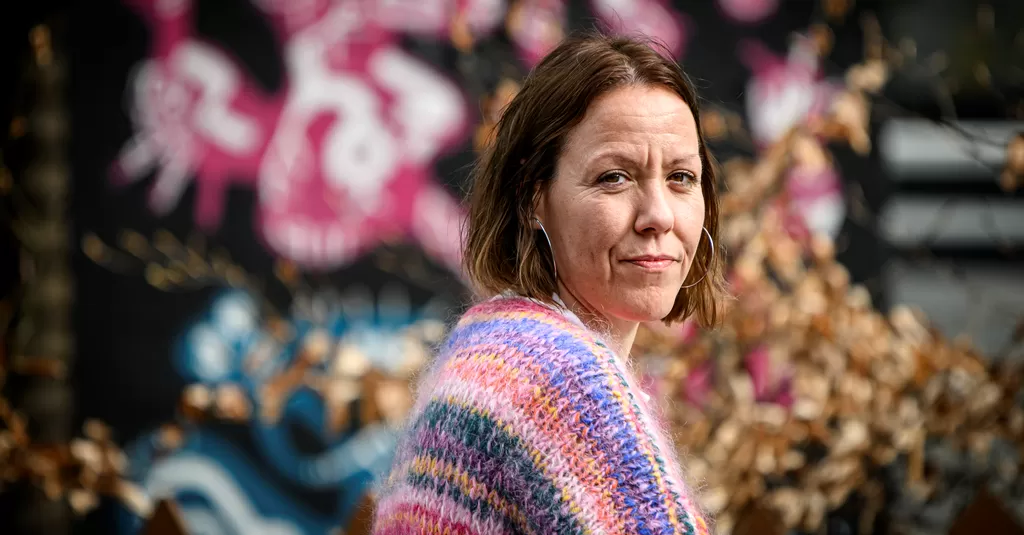 Anna-Sabina skriver til gutten i sosialblokka der hun vokste opp: – Vi ...