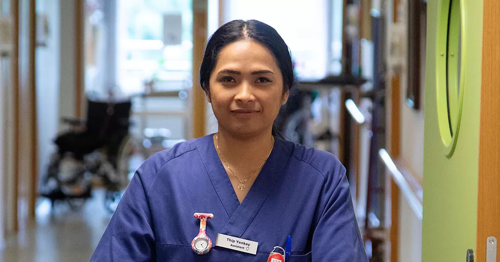 Thip drømmer om å bli helsefagarbeider: – Mye lettere å prate med folk når man har jobb ...